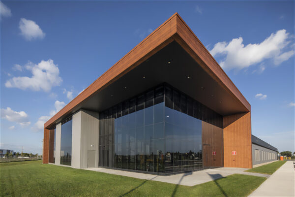 Xnrgy Climate Systems | Production plant | Facade with STACBOND