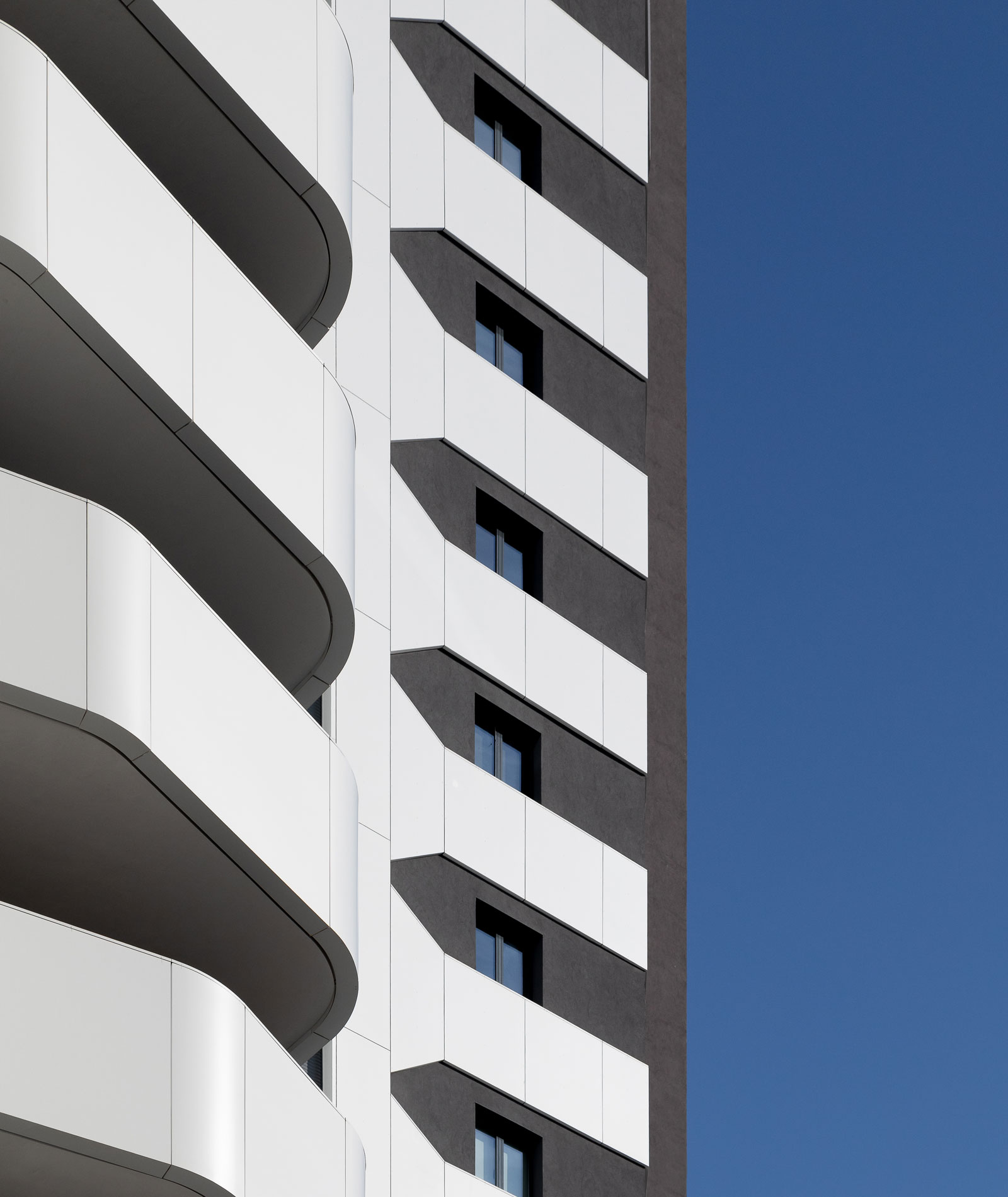 SKY HOMES - STACBOND