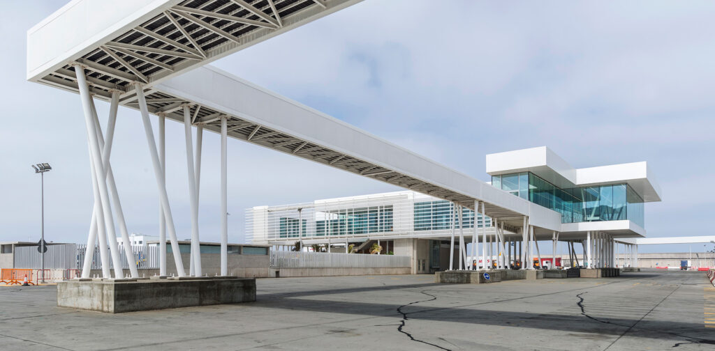 TERMINAL MARÍTIMA DE NAVIERA ARMAS - STACBOND