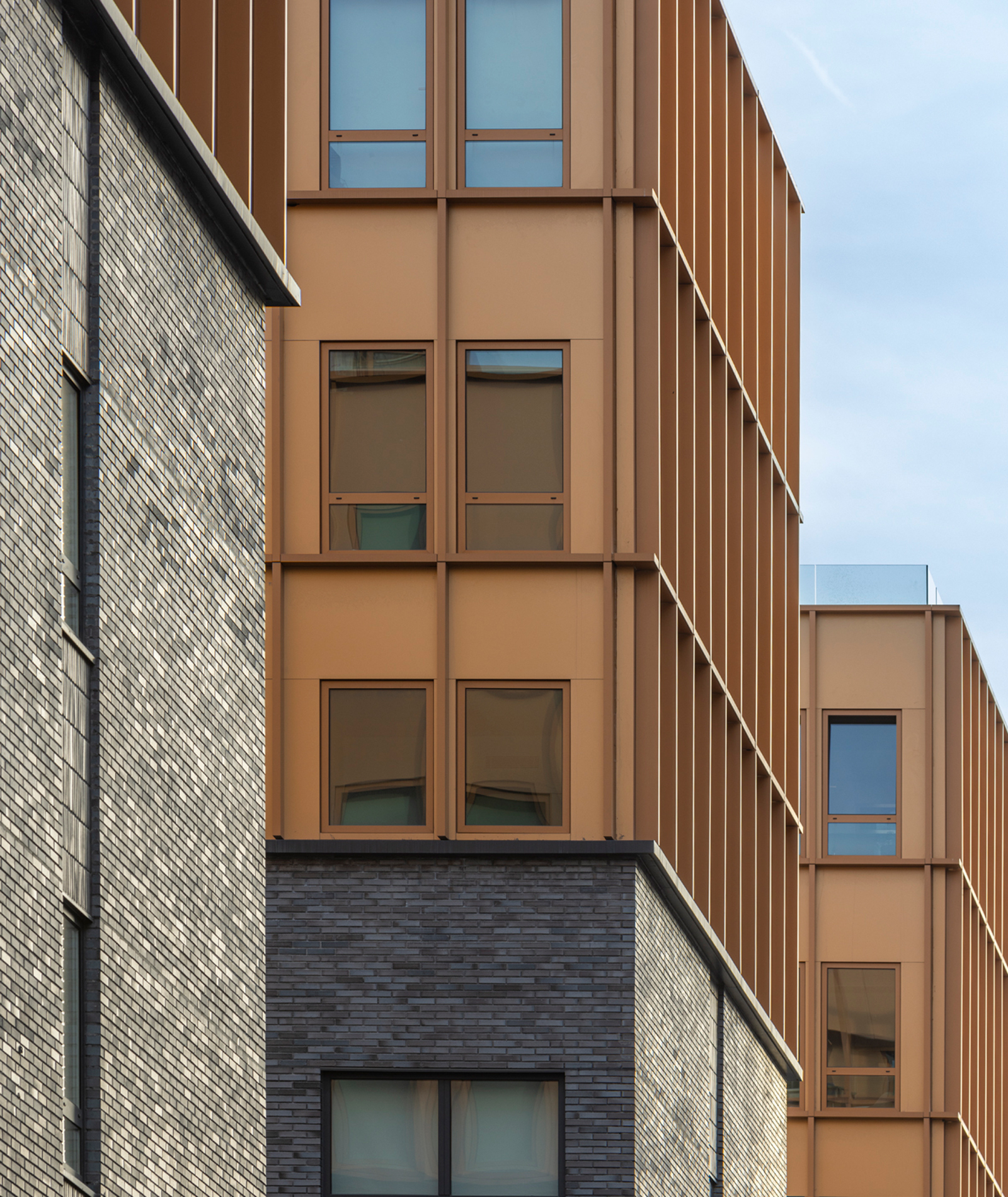 APARTO PALLARS - STACBOND