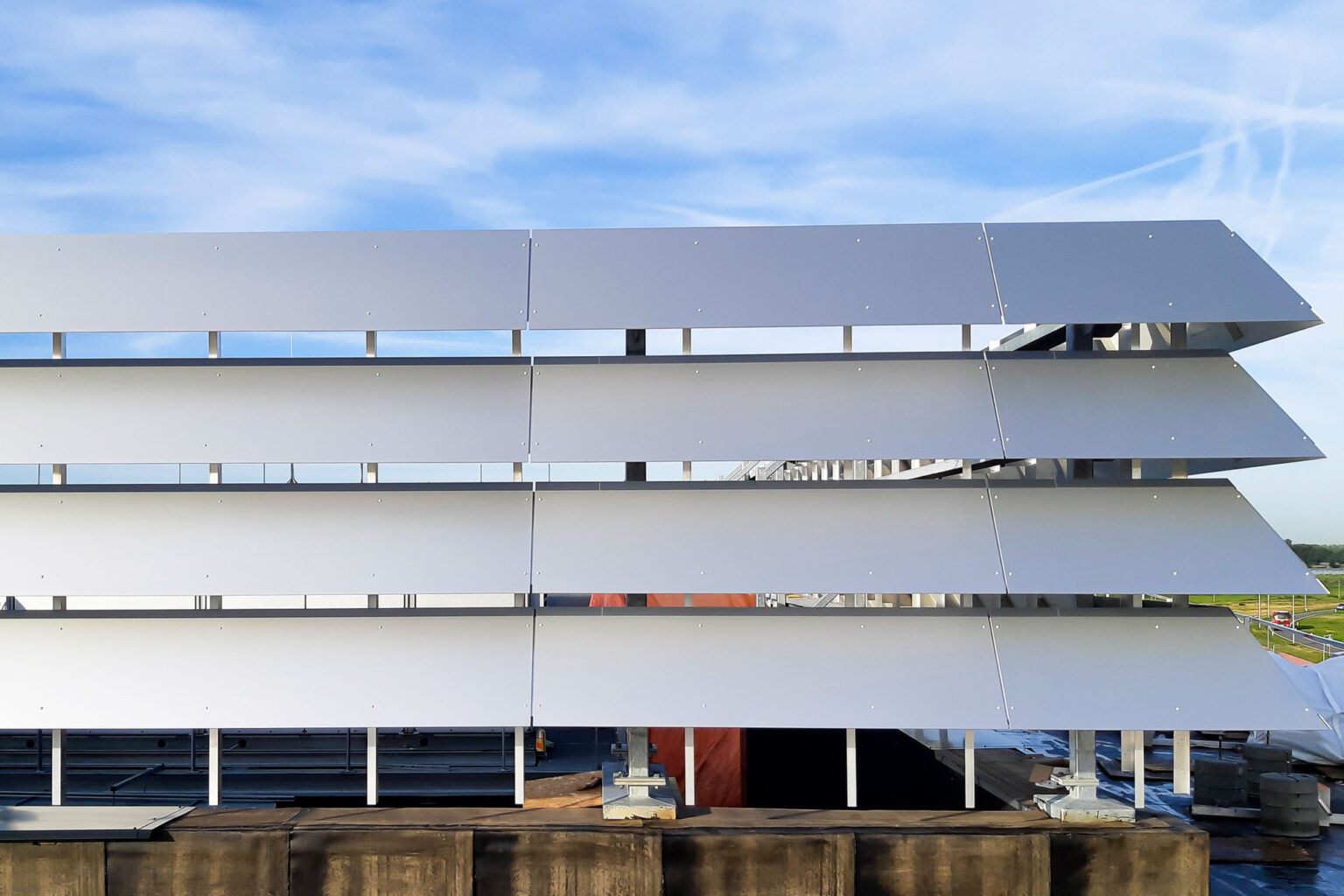 STACBOND FR – Fire-Retardant Aluminum Panels for Façades