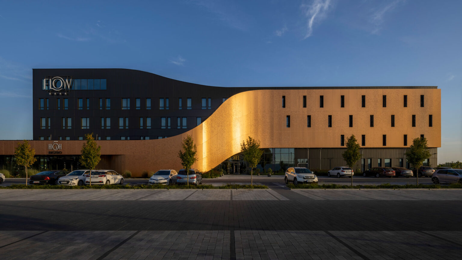 Flow Hotel & Conference | Project using STACBOND composite panels