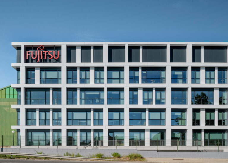 Fujitsu | Cerro de los Gamos Business Park | STACBOND ventilated façade