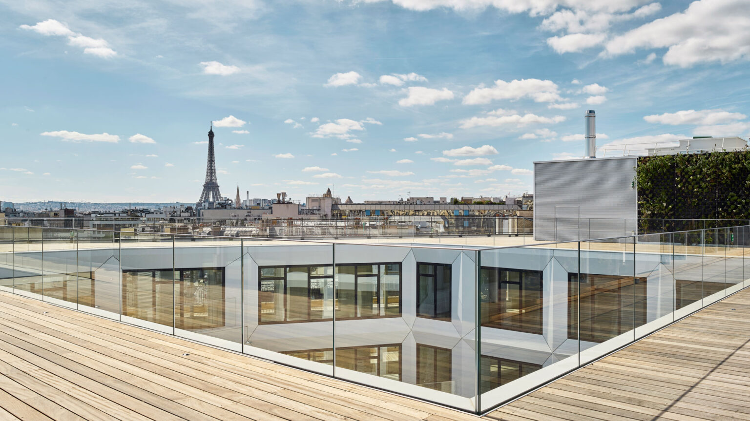 Haussmann Building | Project using STACBOND composite panels