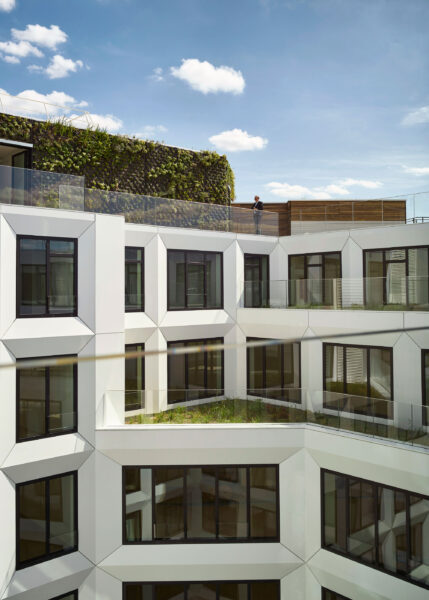 Haussmann Building | Project using STACBOND composite panels
