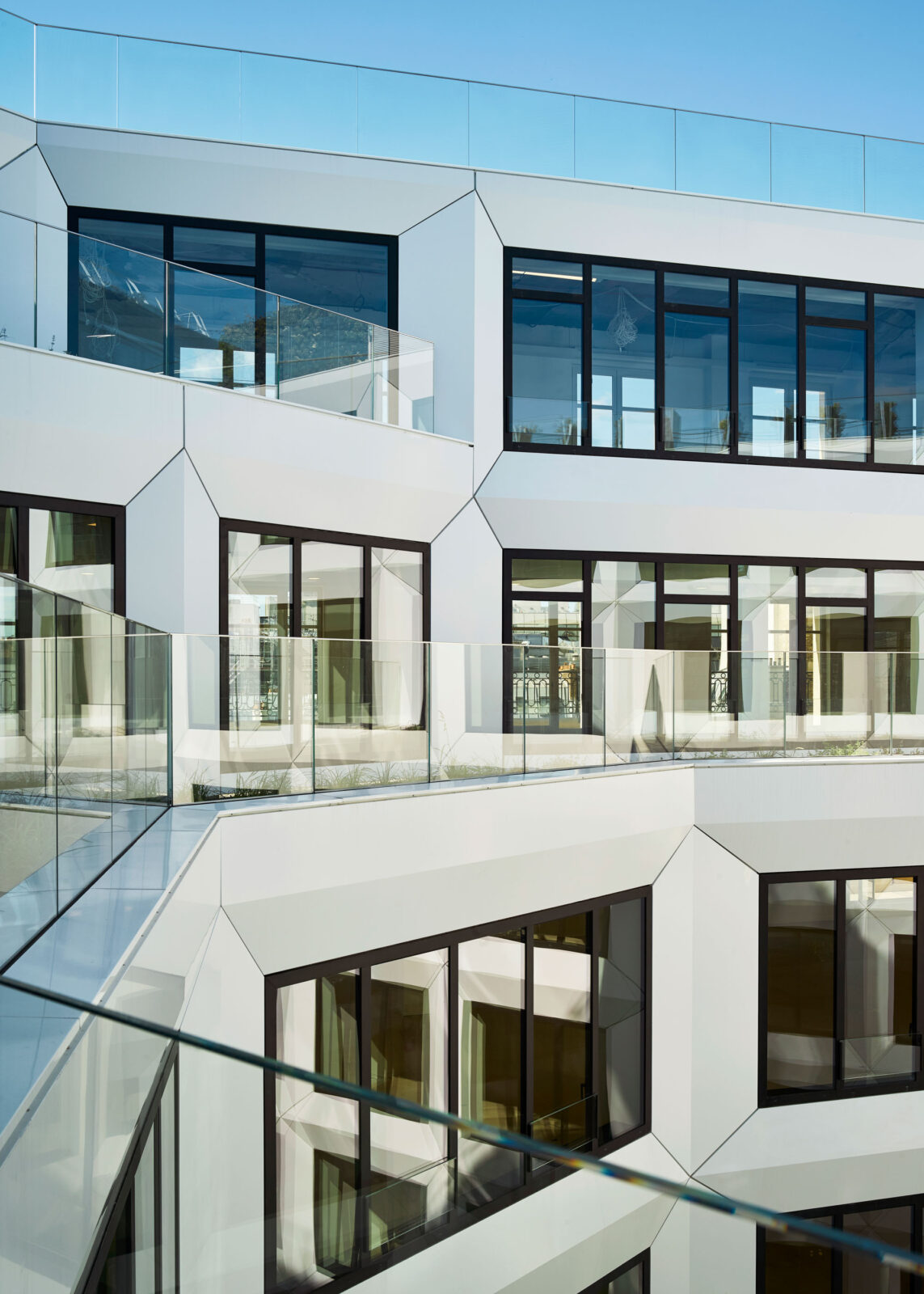 Haussmann Building | Project using STACBOND composite panels