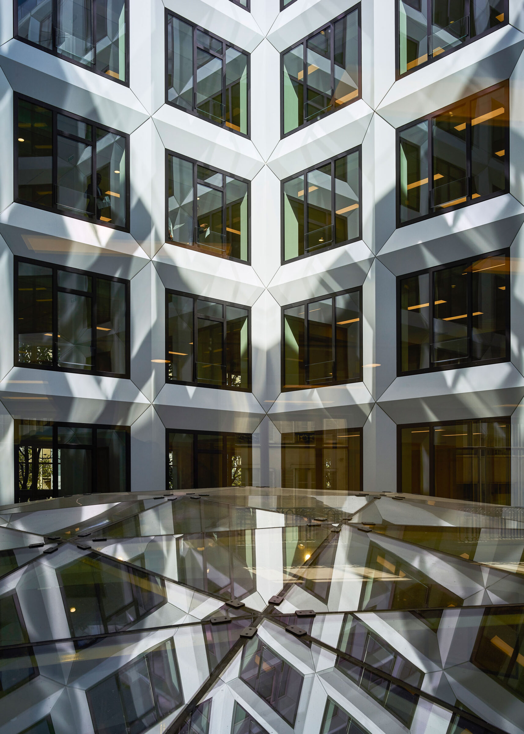 Haussmann Building | Project using STACBOND composite panels