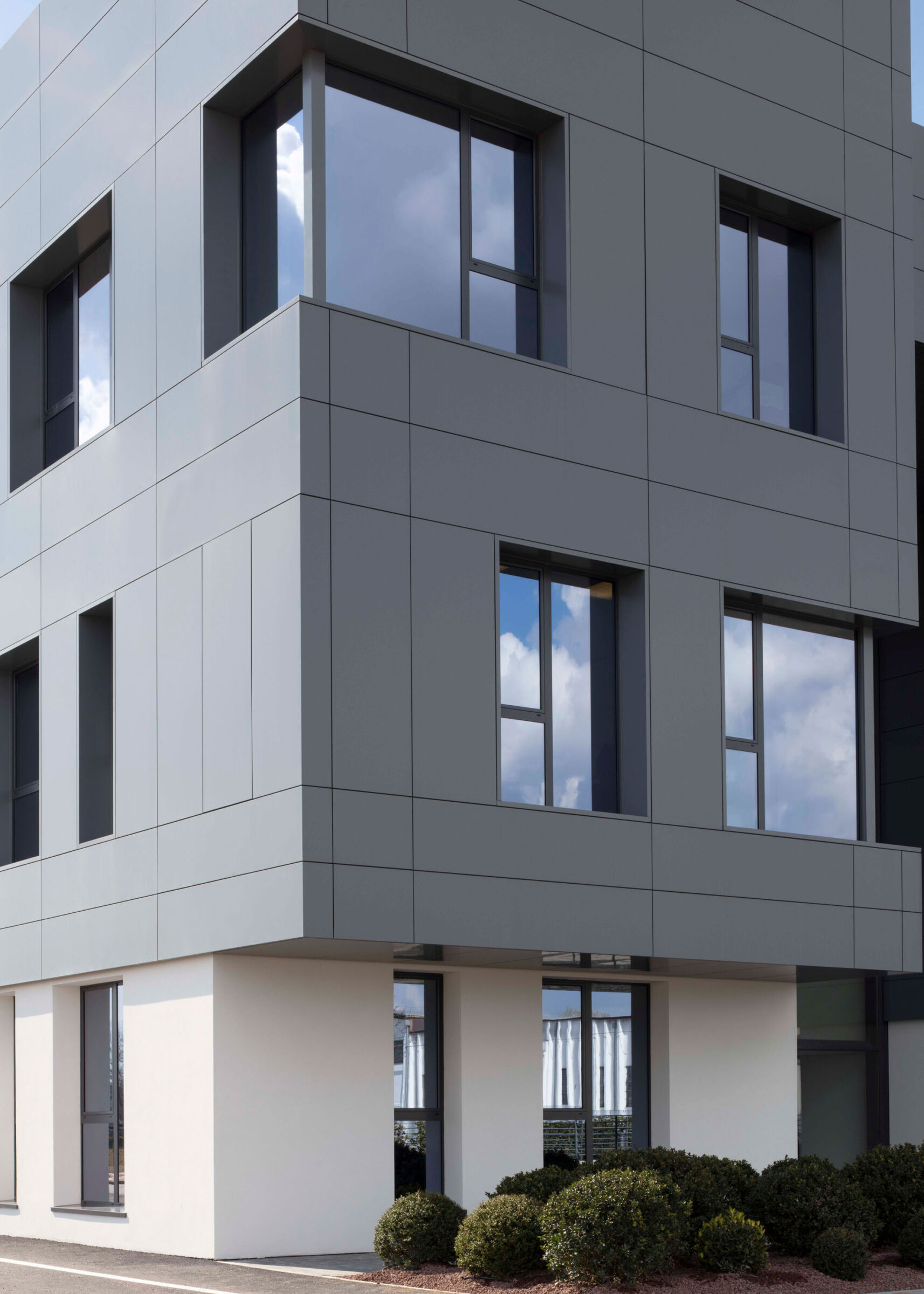 imal | sede | revestimiento de fachada acp STACBOND