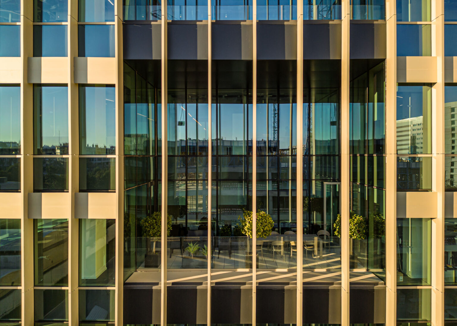 Lumnia Offices Façade Using Stacbond Acp Cladding