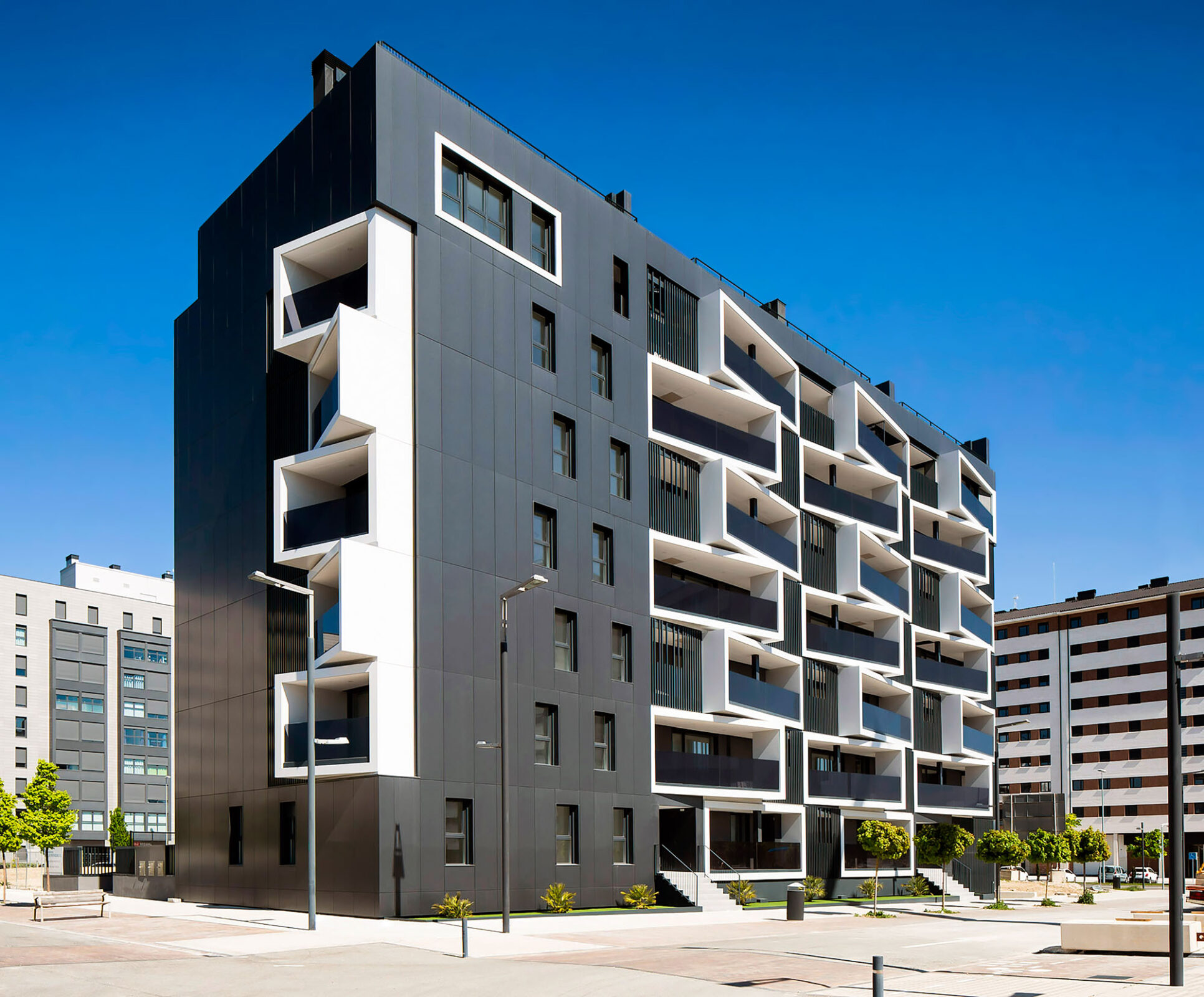 Thermos residential building | Project using STACBOND composite panels
